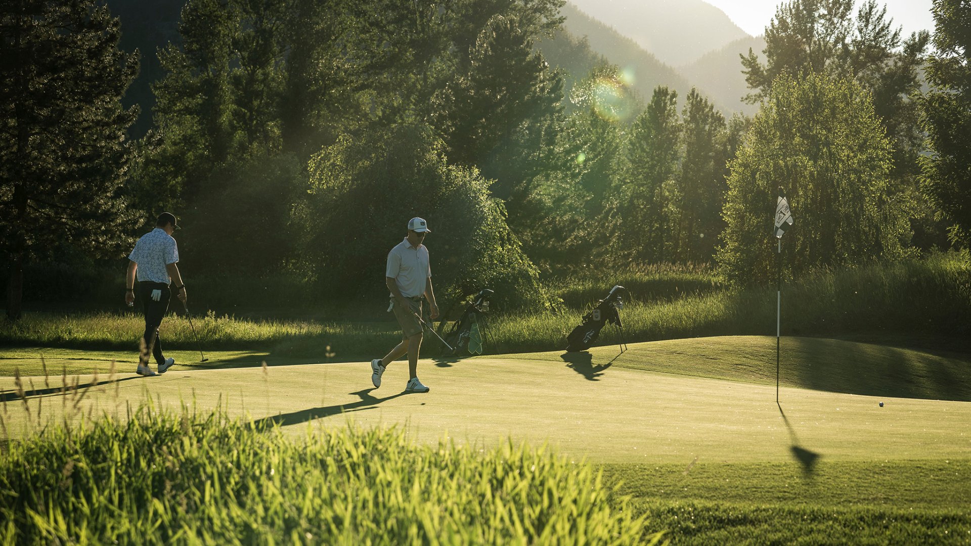 Big Sky Golf Photo Gallery | Pemberton Golf Course Photos